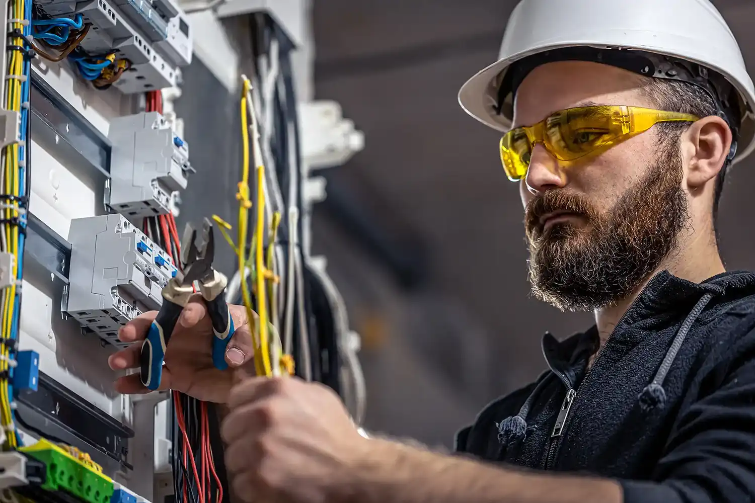 Industrial and Commercial Electrical Contractor | Task Electric LLC